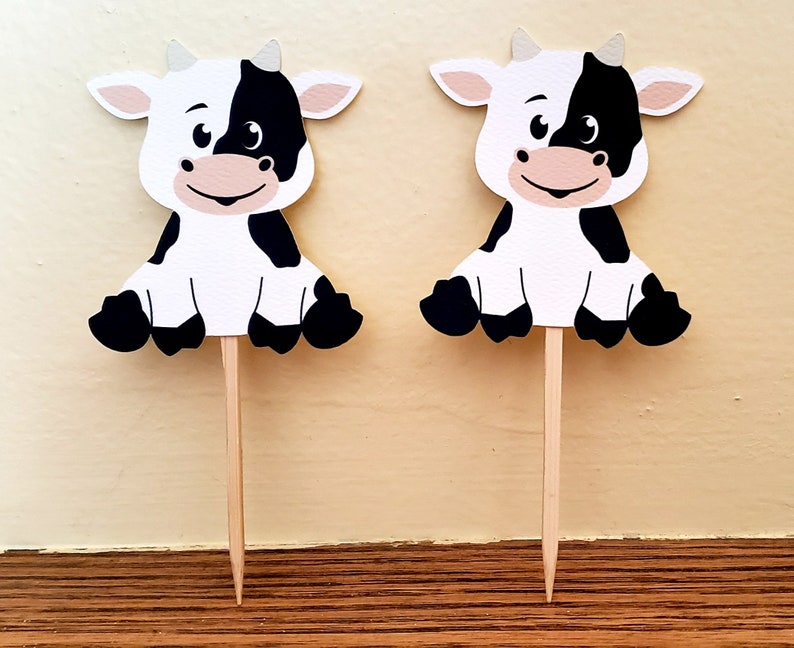 Cow Cupcake Toppers, Cow Themed Birthday Decoration, Barnyard Themed ...