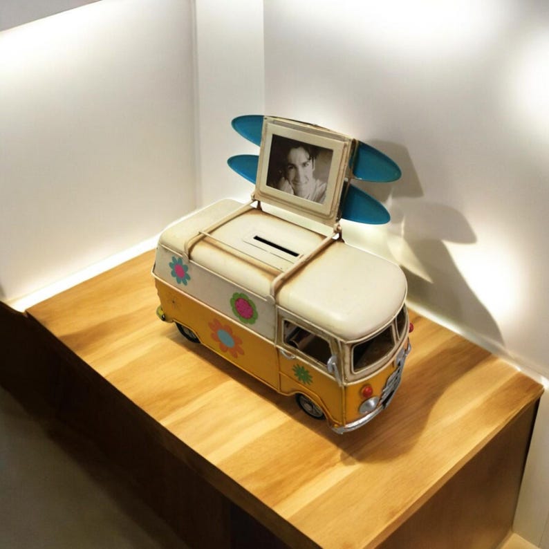 Red or Yellow Camper Van/vintage Design /medium Tin Camper Van Picture ...