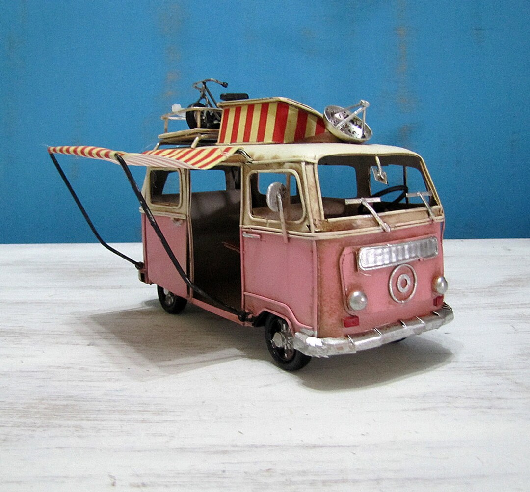 Hippi Tin Pink white Camper Van vintage Design Gift Campervan Picture ...