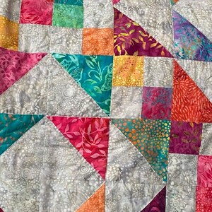Bold Batiks Quilt - Etsy