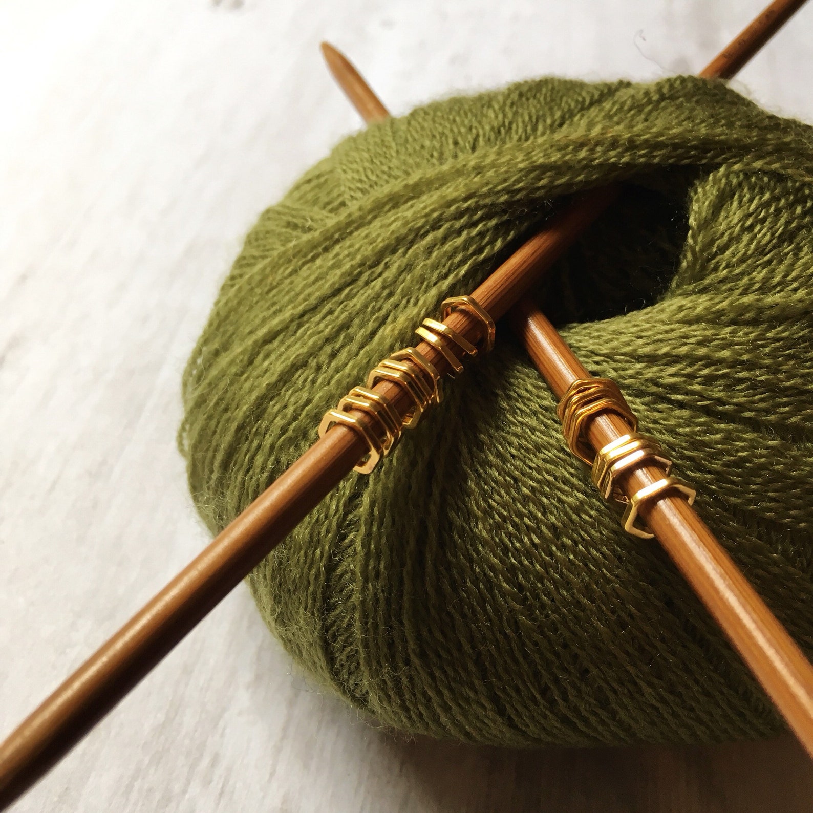 Set of 50 SMALL Snag Free Hexagon Bee Hive Honeycomb Ring Knit - Etsy