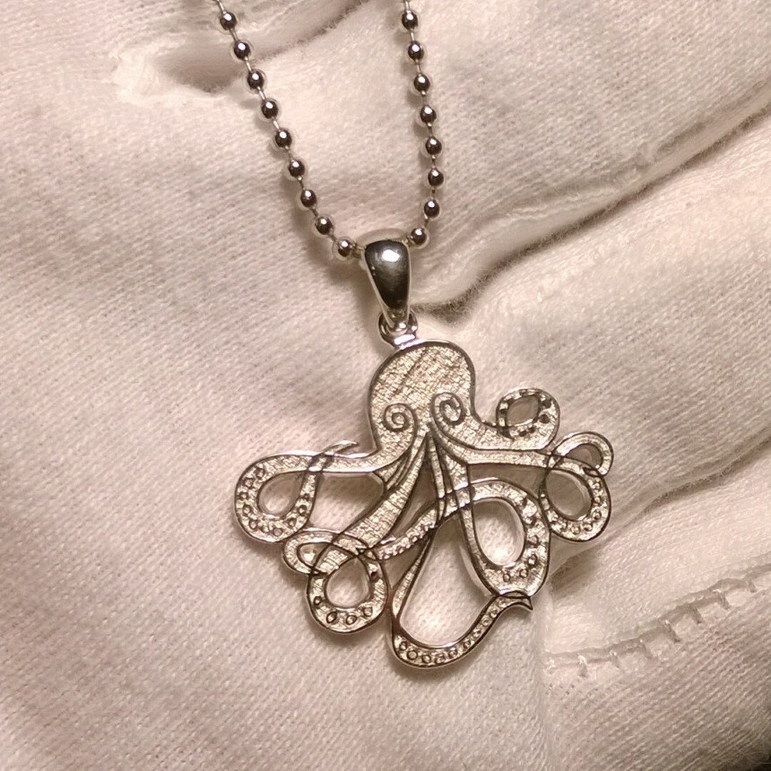 Octopus Silver Necklace/ Silver Octopus Jewelry/ Octopus Charm/ Octopus ...