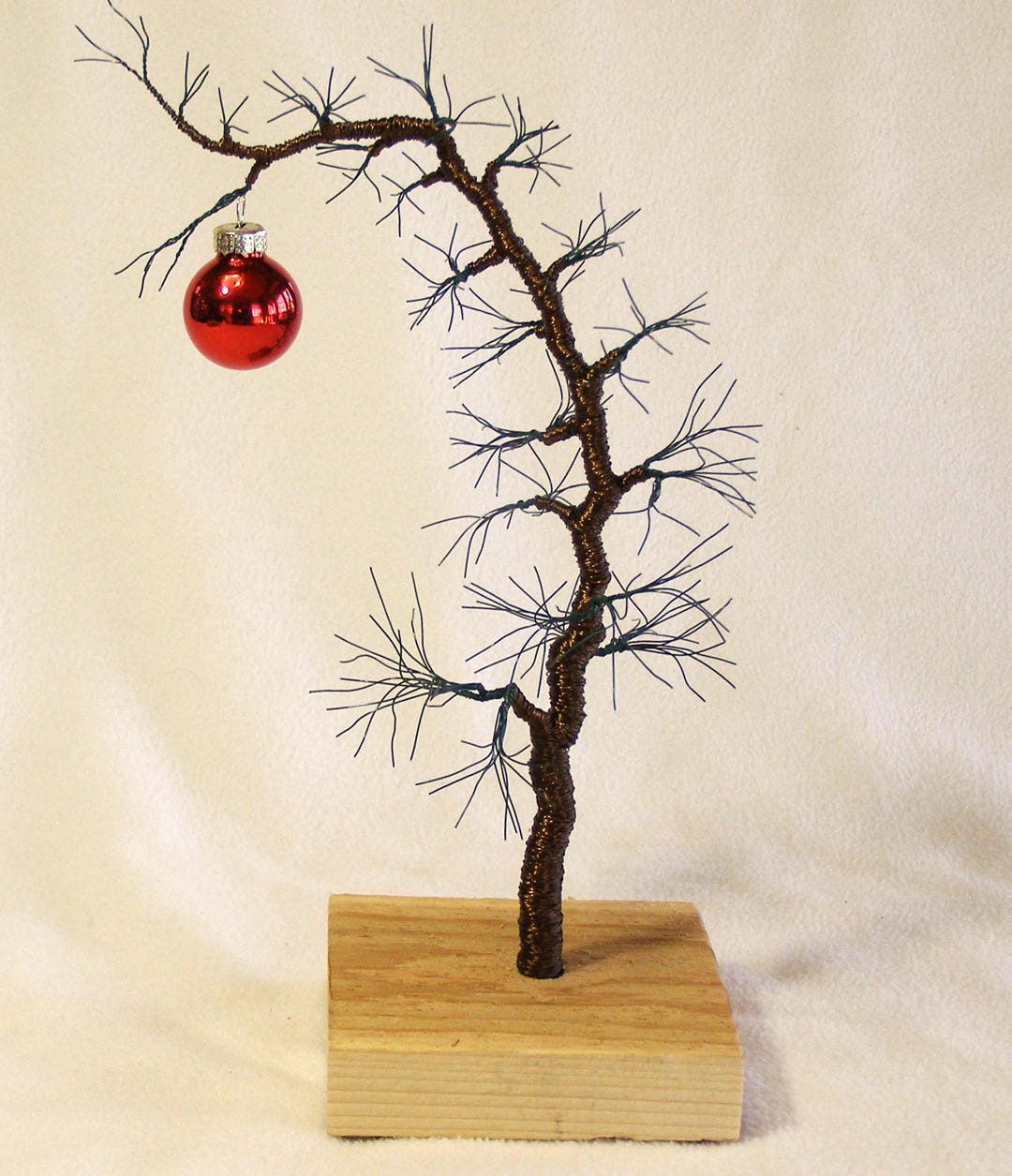 Twisted & Wrapped Green and Brown Craft Wire Charlie Brown Christmas ...