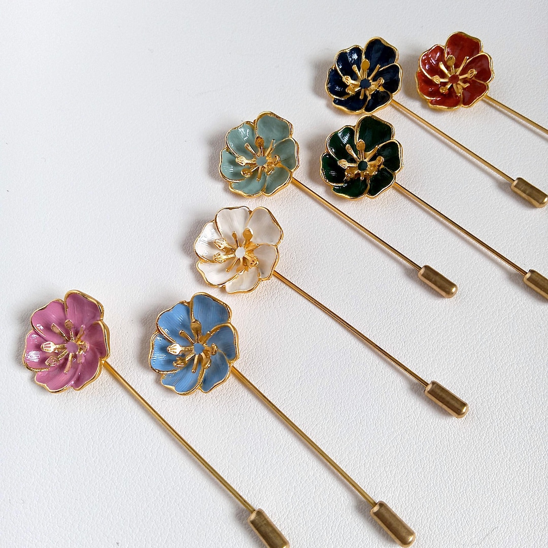 Lapel Pin for Men Gold, Wedding Grooms Boutonniere, Groomsmen Flower ...