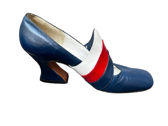 1960s Mod Pilgrim Heels | 60's Mod Retro Groovy - Gem
