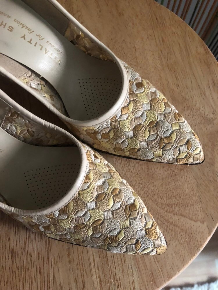 60er Jahre beige & creme High Heels und Geldbörse | 50er 60er ...