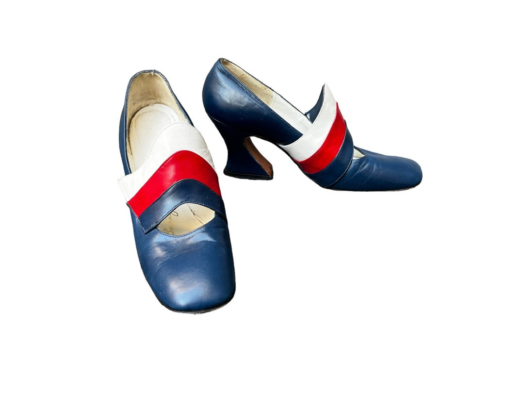 1960s Mod Pilgrim Heels | 60's Mod Retro Groovy - Etsy