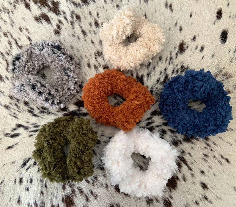 DIY Fluffy Scrunchie Kit, Crochet Hair Accessory, Do It Yourself Hair ...