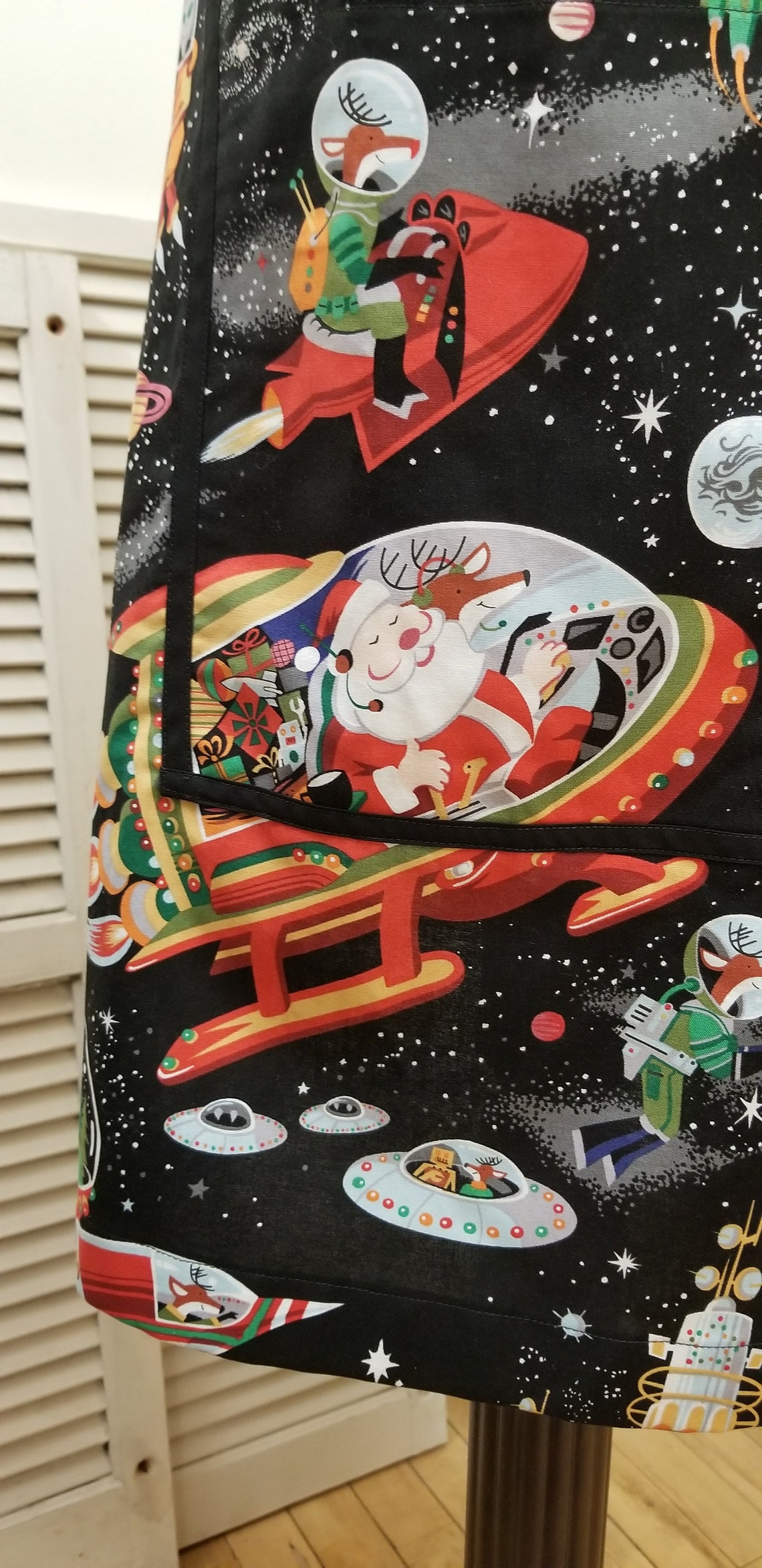 Galaxy Santa and His Reindeer, Men's Mid 50's Butcher Style, New Apron ...