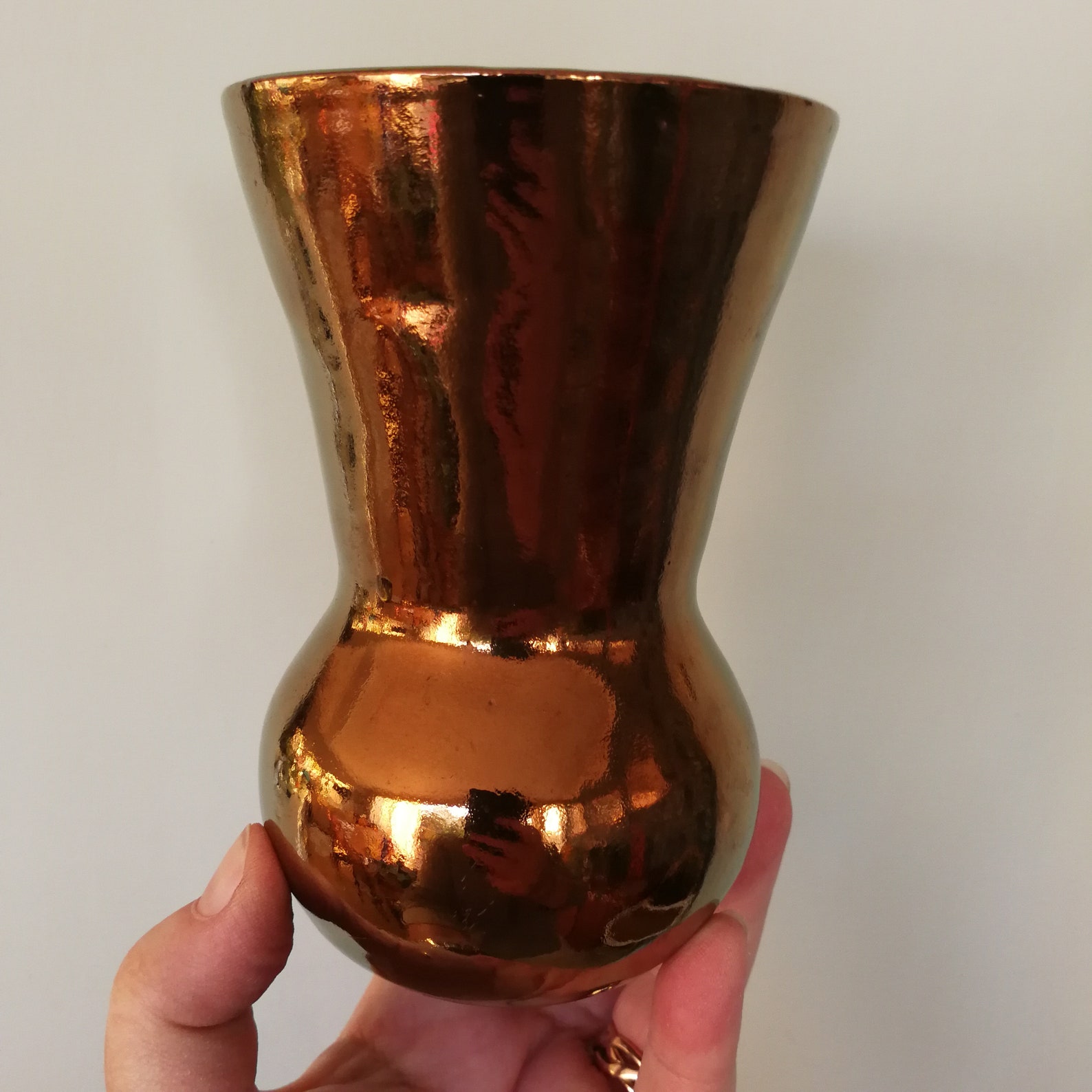 Unusual Blue Lined Vintage Copper Lustre Pottery Waisted Vase Creigiau ...
