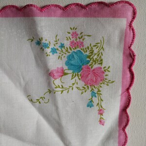 Pretty Vintage Floral Handkerchief Ideal for Sewing Project - Etsy