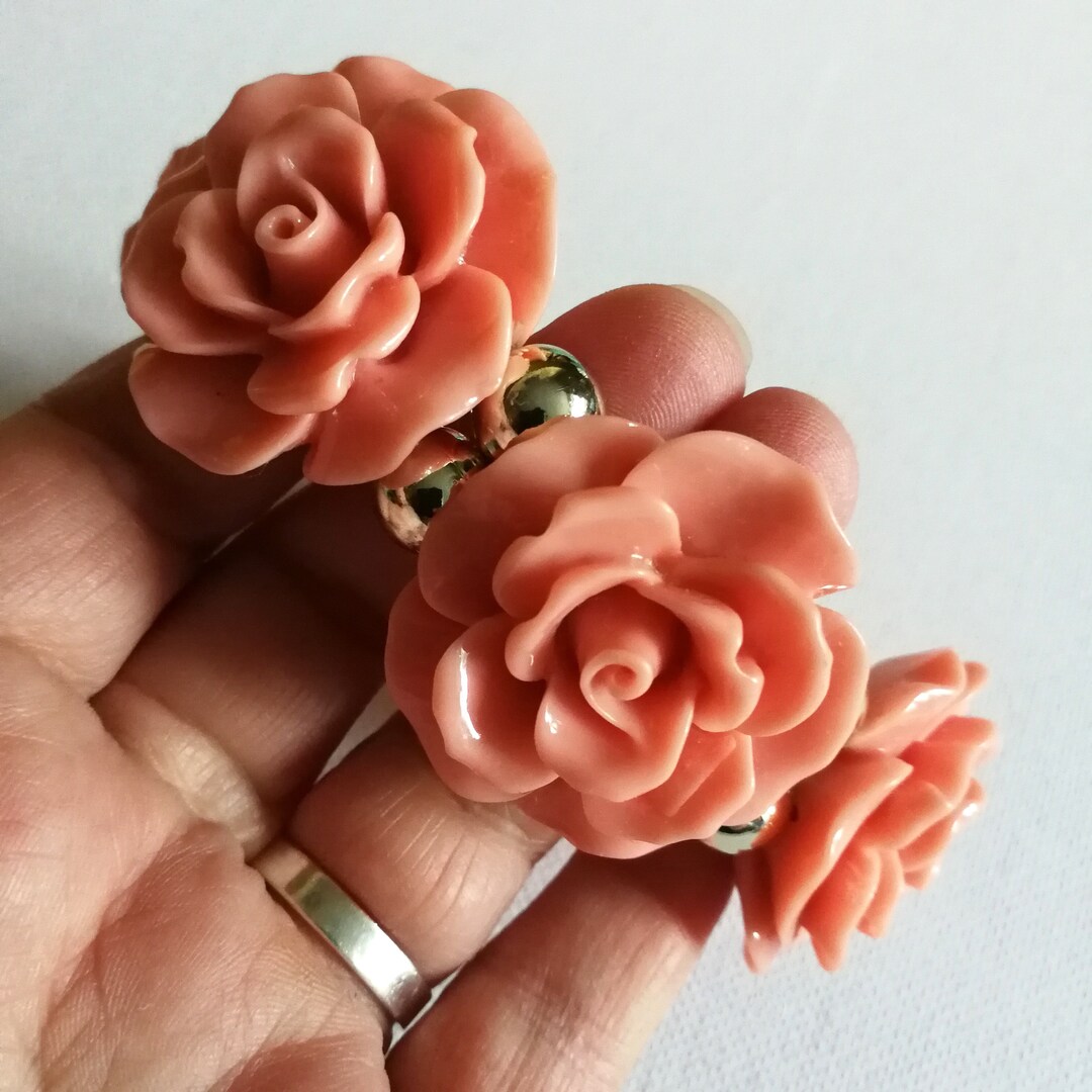 Striking Chunky Peach Pink Roses Flower Bead Bracelet Retro Design ...