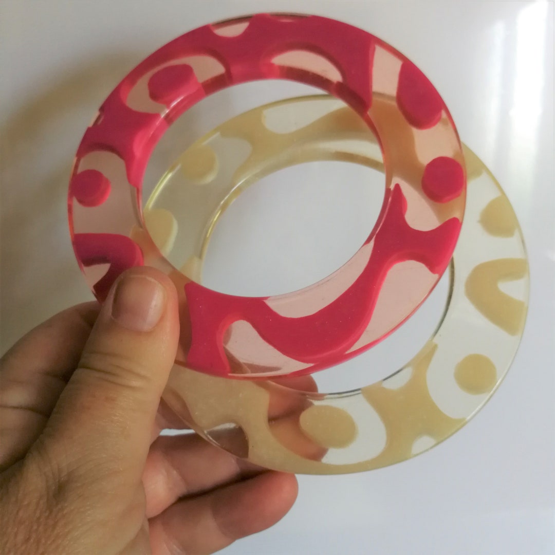 Bangles Pair of Striking Clear Plastic Lucite Bangles With Pink and ...