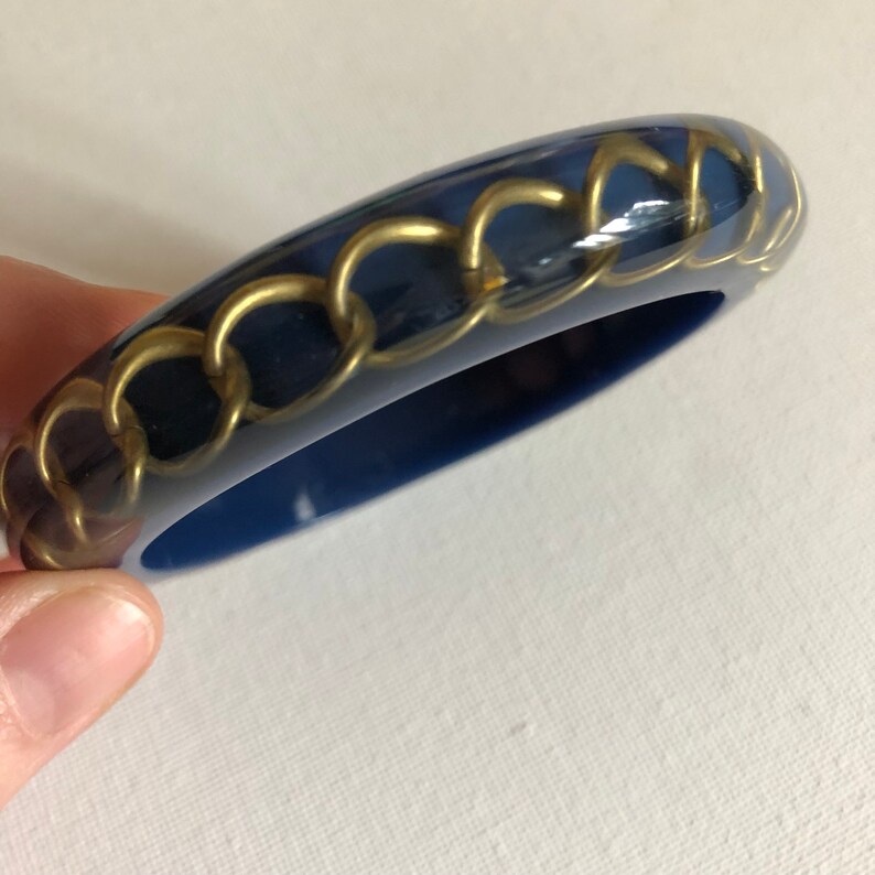 Bangle - Chunky Funky Blue Plastic Bangle With Metal Chain Inclusion ...