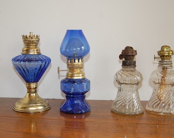 Small Vintage Oil Lamp - Etsy