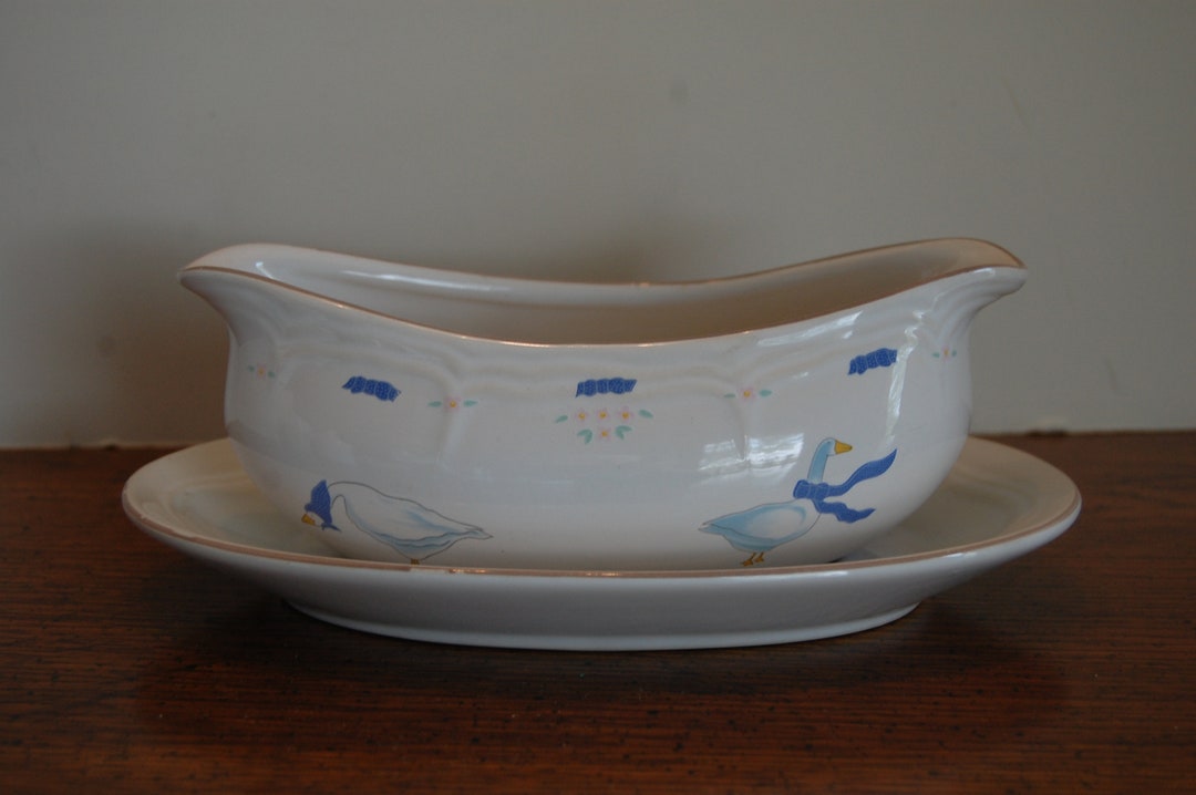 Vintage Farm Goose Gravy Boat and Under Plate, Blue Goose Bowl ...