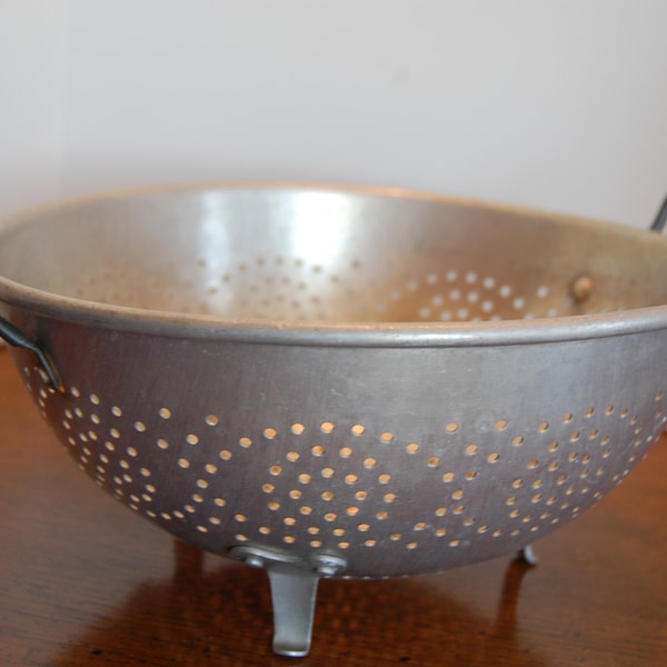 Kitchen Colander - Etsy