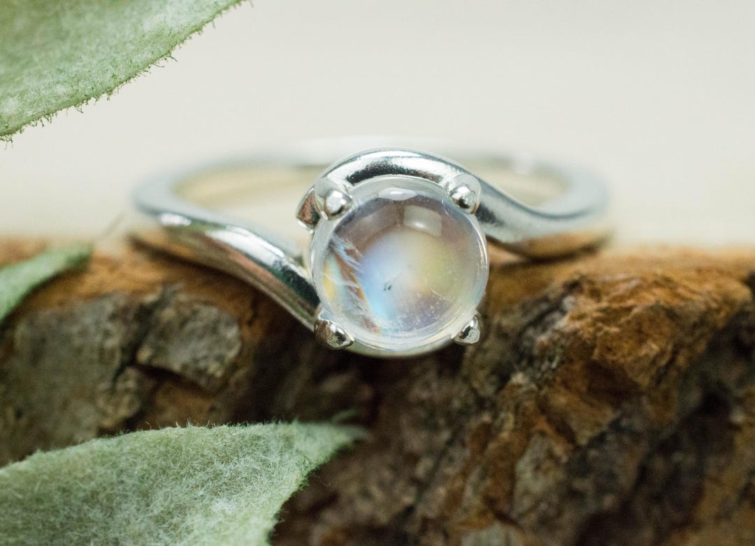 Rainbow Moonstone Ring, Natural Untreated India Moonstone; 1.085cts - Etsy
