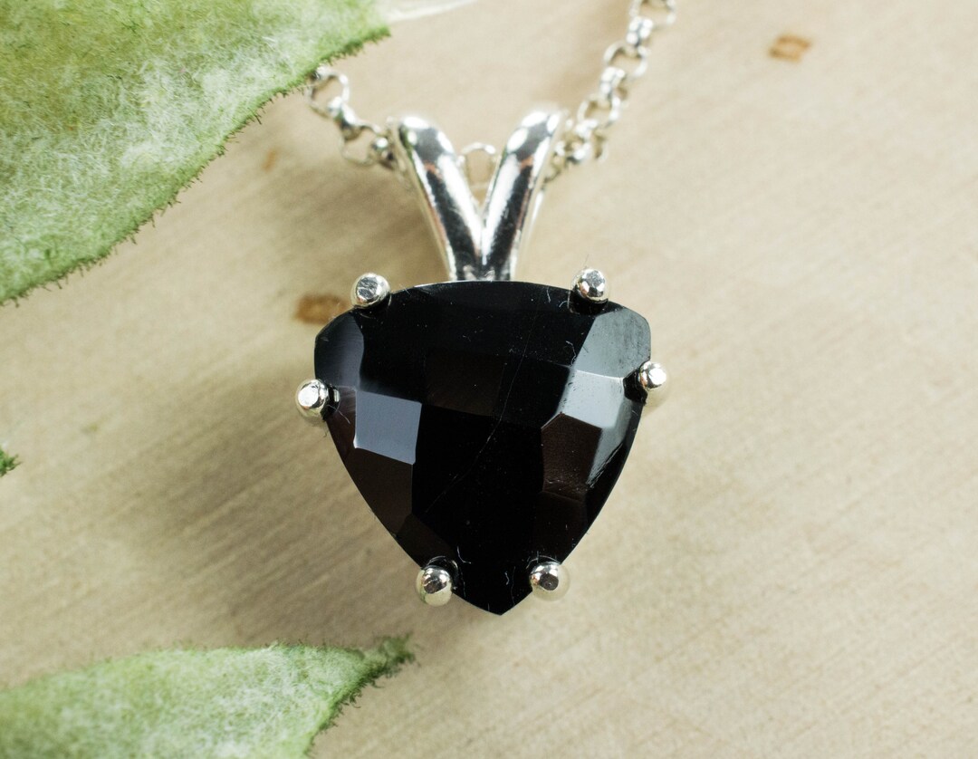Black Spinel Pendant Natural Untreated Thailand Spinel - Etsy