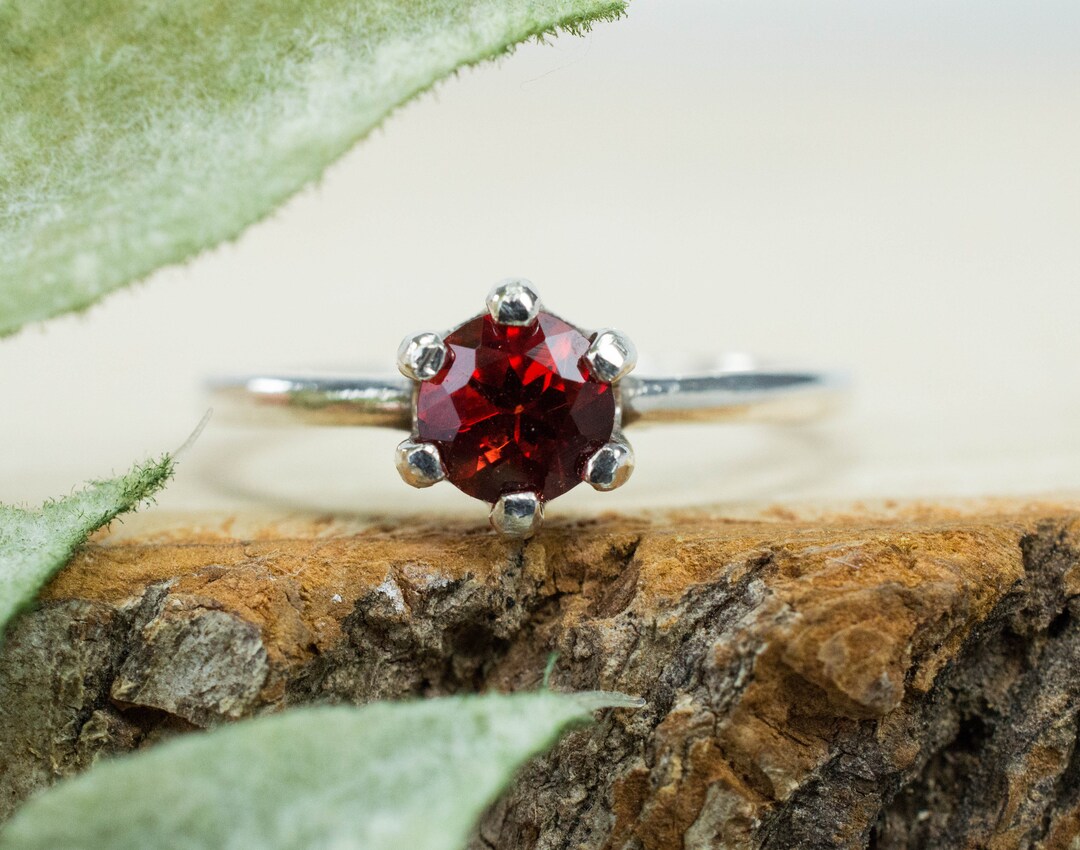 Red Oregon Sunstone Ring; Genuine Untreated USA Sunstone; 0.560cts - Etsy