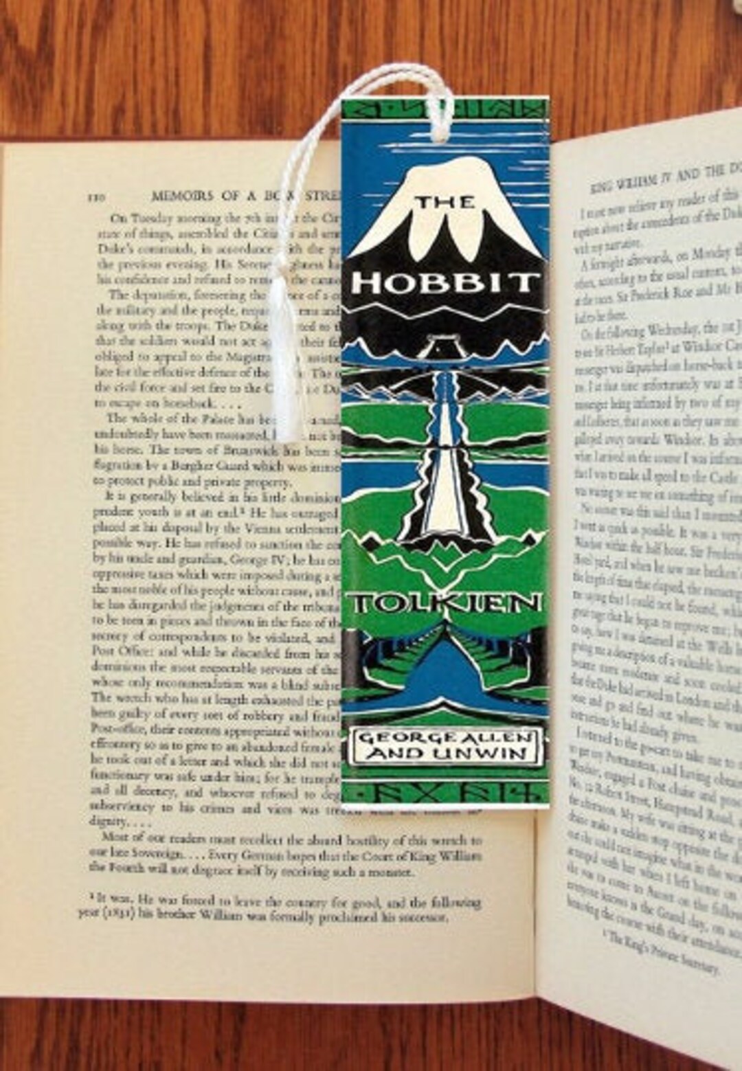 The Hobbit Spine Felt Tasseled Bookmark 2x7" - Etsy