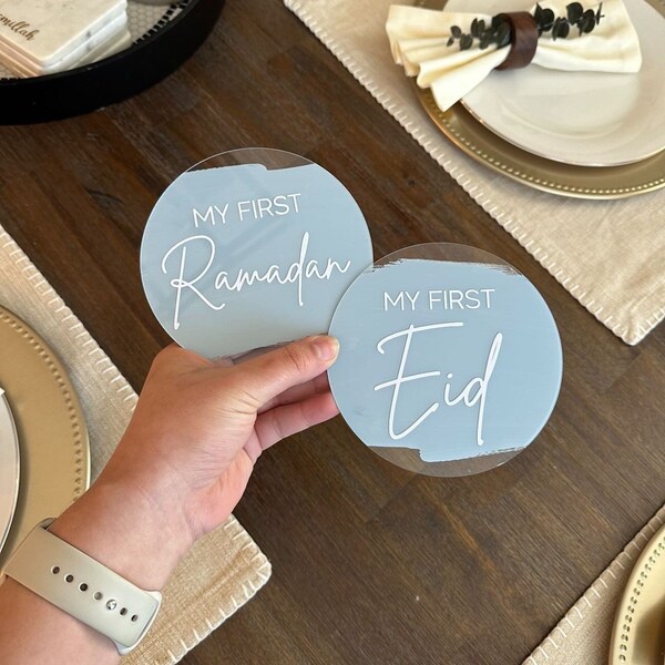 Acrylic Baby Months Signs - Etsy