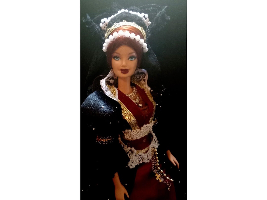 Queen Mary I of England Bloody Mary Ooak Barbie Doll Tudor - Etsy