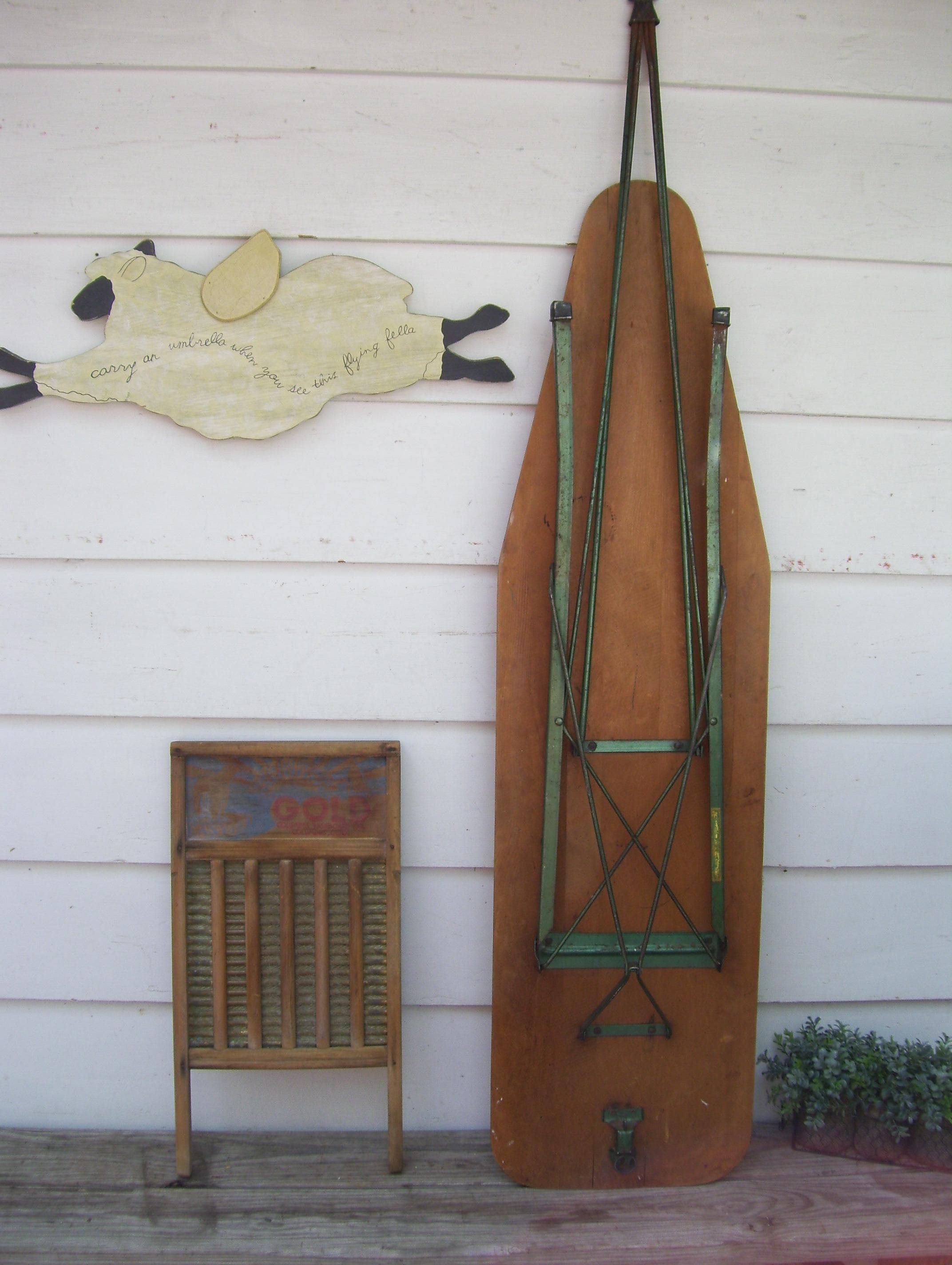 Vintage Wood Ironing Board RID JID Sunbeam Ironmaster Green Vintage Wood Ironing Board RID JID Sunbeam Ironmaster Green