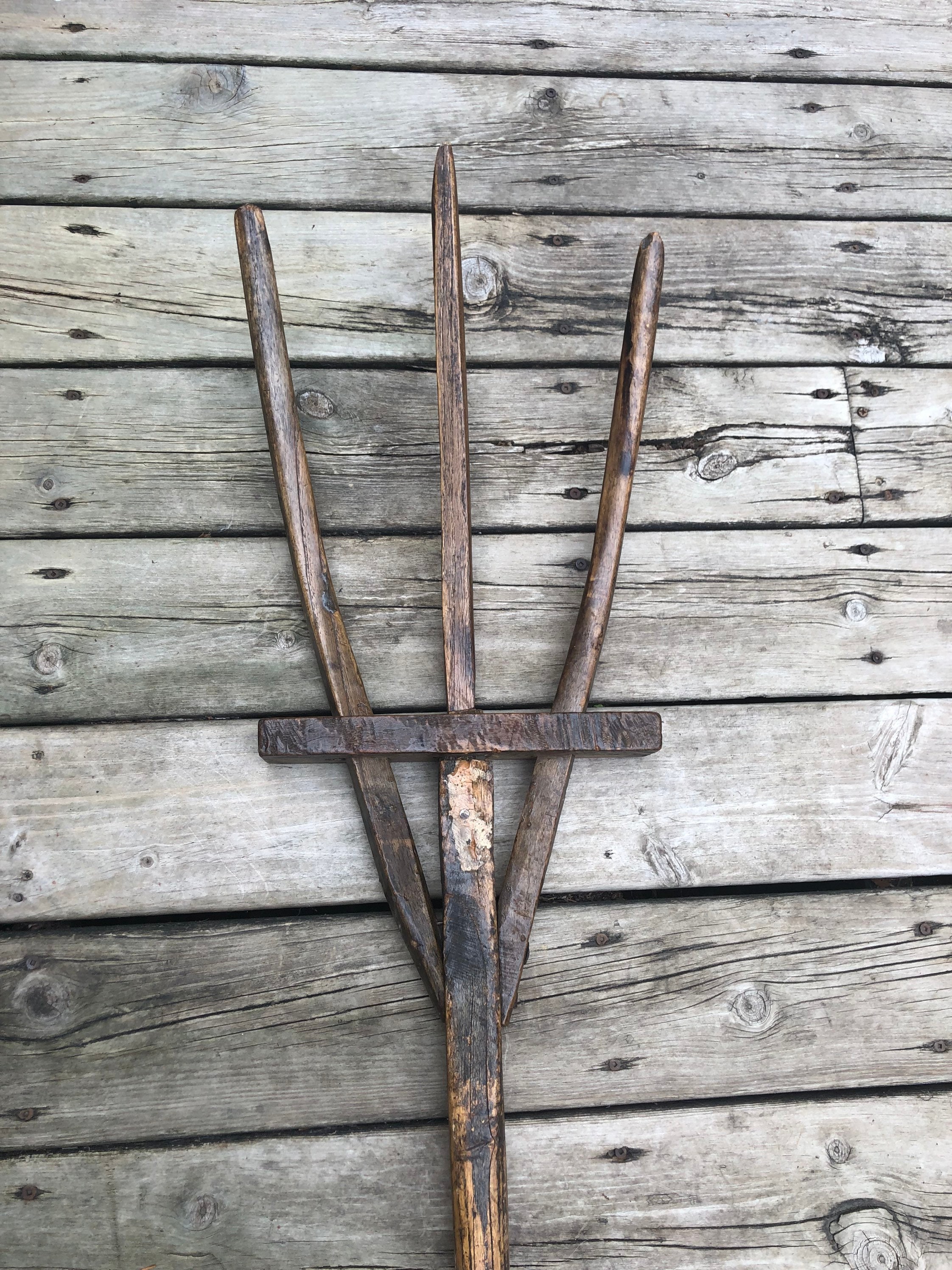 Value Wooden Pitchfork
