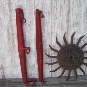 Red Wood Oxen Yoke Farmhouse Primitive Wood Iron Singletree Whiffletree ...