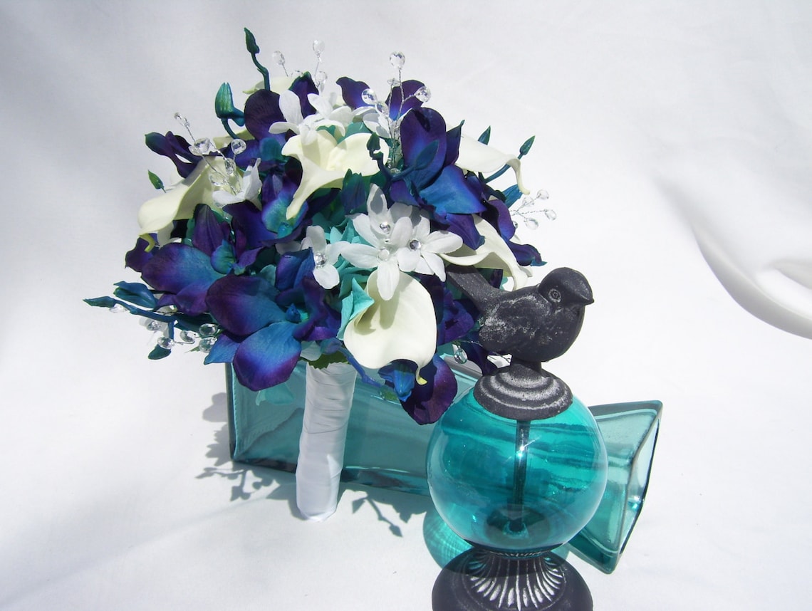 Valerie's Bridal Bouquet Blue Violet CA Dendrobuim Orchids | Etsy