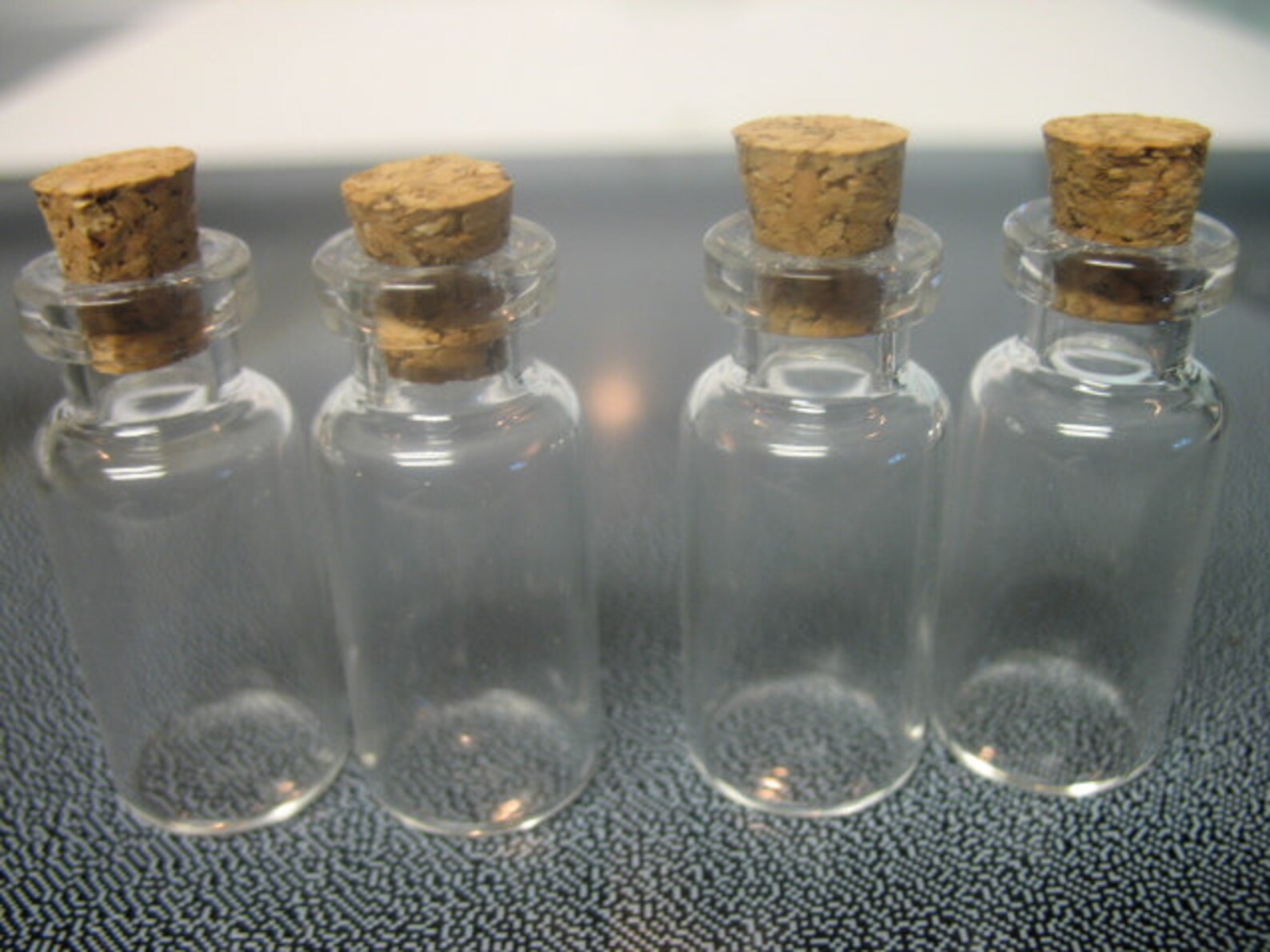 100 2ml Vials. Small Corked Vials. Glass Storage Containers. - Etsy