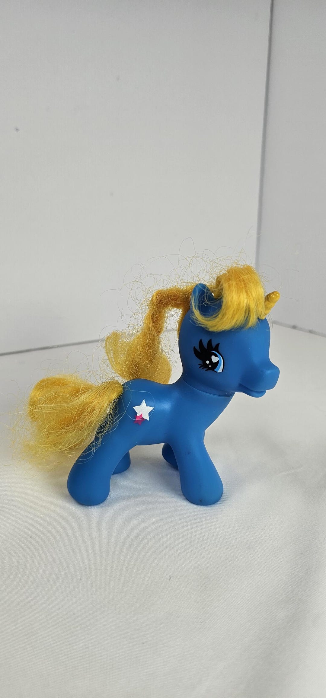 1982 Gi-go Pony Land, Small Ponies My Little Pony Blue Unicorn Pony ...
