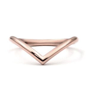 V Ring Hammered Silver and Solid Gold - Etsy