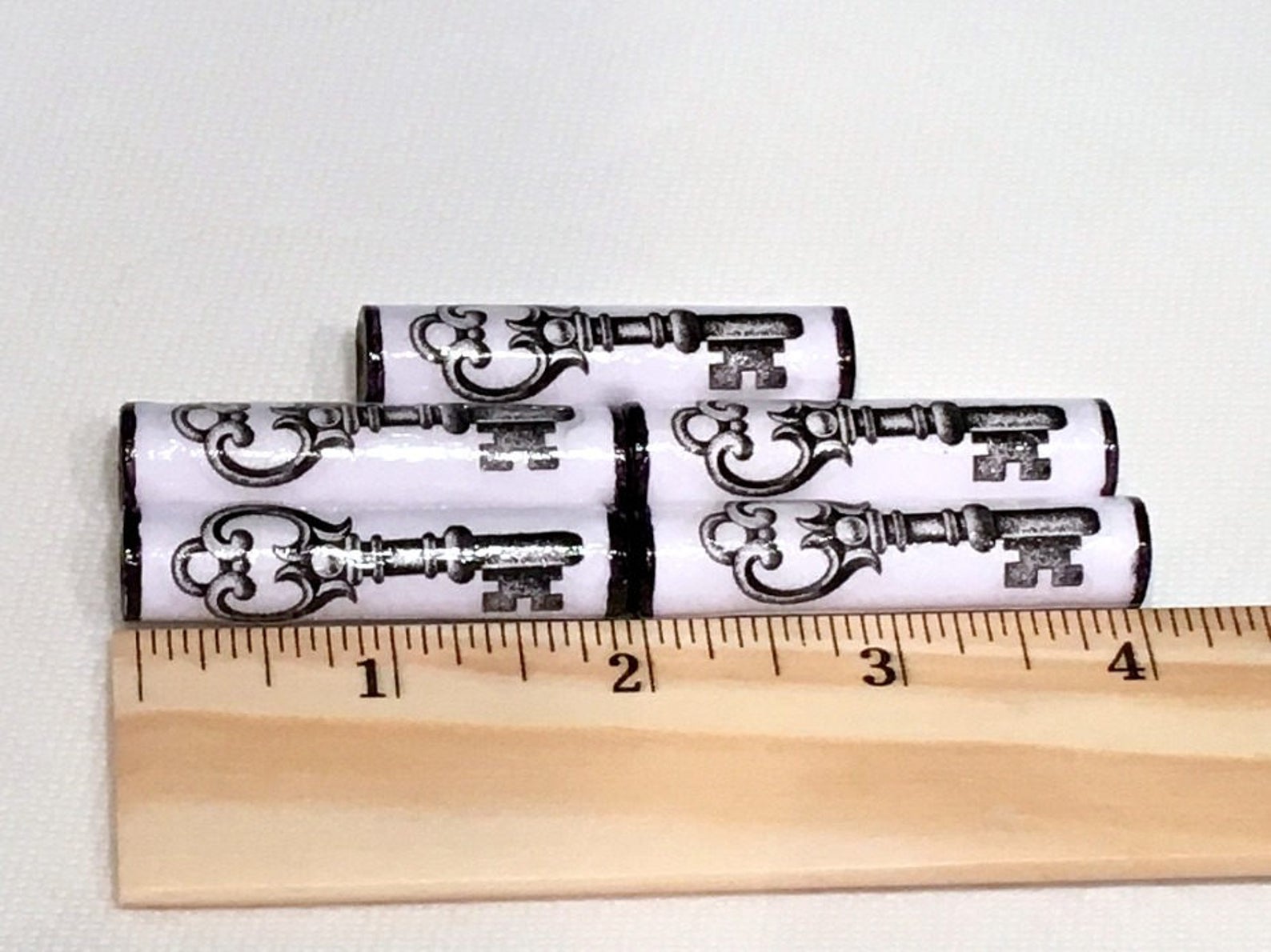 Paper Beads - Skeleton Key - Etsy