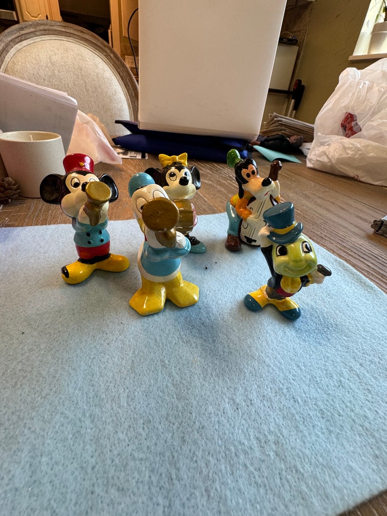Walt Disney Ceramic Figures. - Etsy