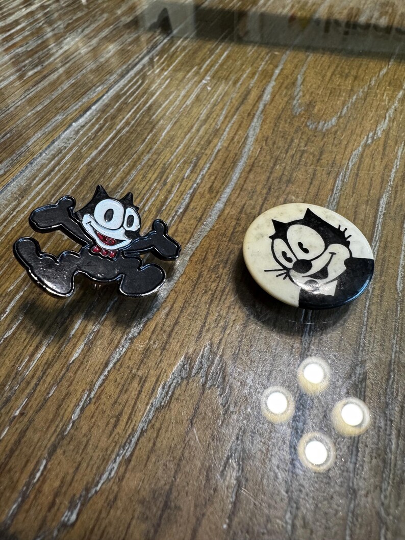 2 Felix the Cat Pins! - Etsy