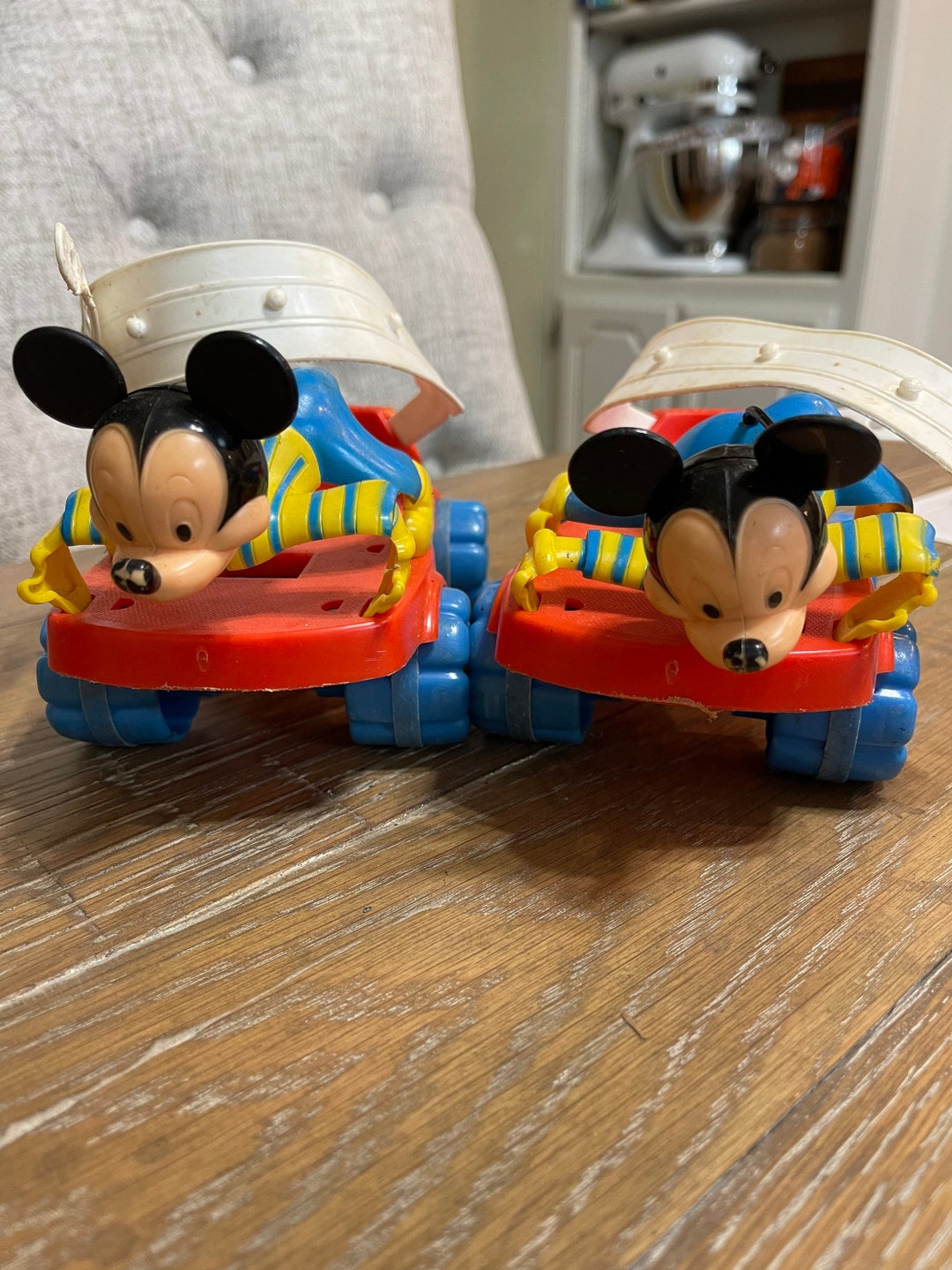 Mickey Mouse Roller Skates 1980’s. - Etsy