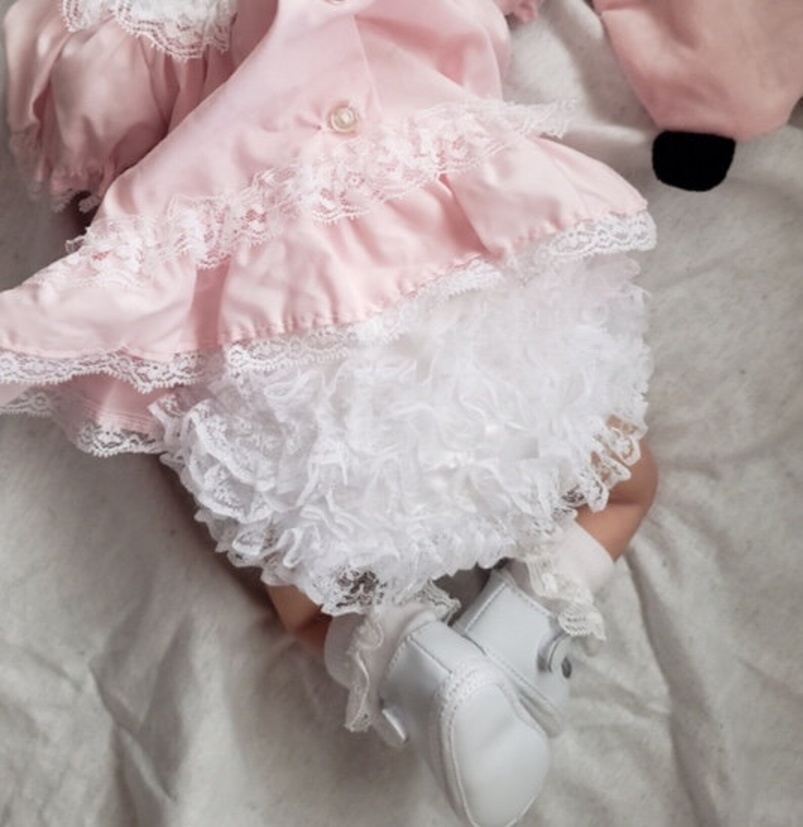 White or Ivory Lace Bloomer Ruffle Bottom Diaper Cover Preemie Newborn ...