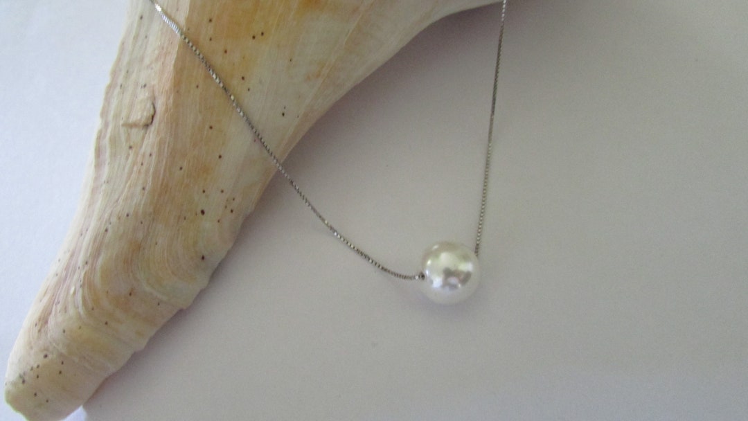White Pearl, White Floating South Sea Shell Pearl Necklace, Pearl ...
