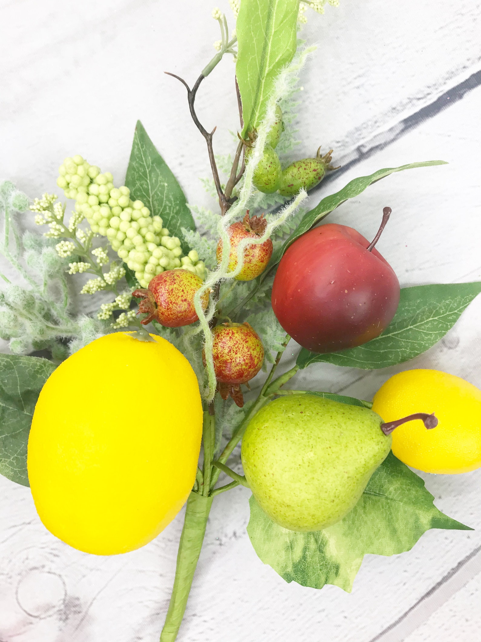 Lemons Pear and Apple Mixed Fruit Pick, Mixed Fruit Pick, Fruit for ...