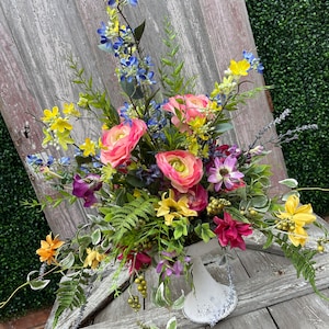Spring Mixed Floral Arrangement for Dining Table, Large Spring Floral ...