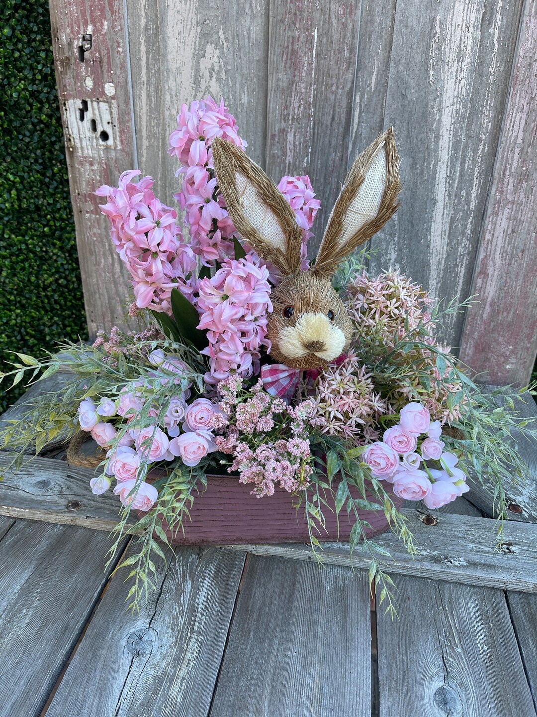 Easter Floral Arrangement to Decorate Your Home for Spring, Spring ...