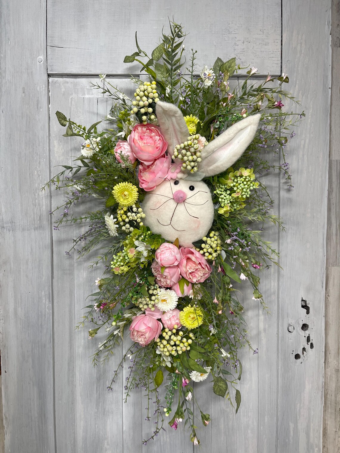 Garden Bunny Swag, Spring Floral Door Décor, Farmhouse Rabbit Swag ...