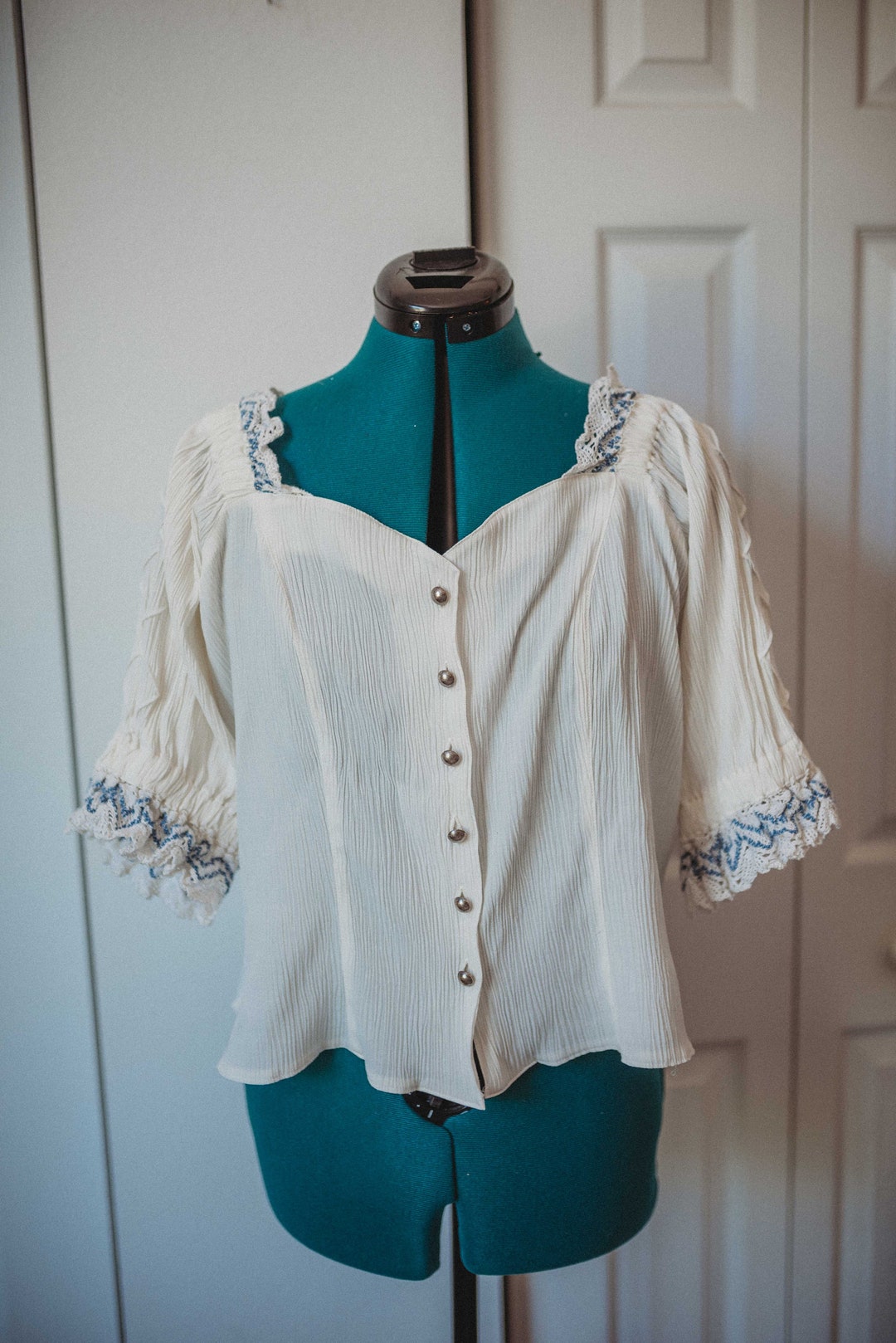 1990s German Dirndl || Vintage Blouse || Boho Shirt - Etsy