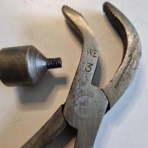 1920s Vintage Cobblers and Shoemakers Hand Tools Lasting Pliers Pincers ...
