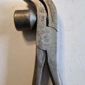 1920s Vintage Cobblers and Shoemakers Hand Tools Lasting Pliers Pincers ...