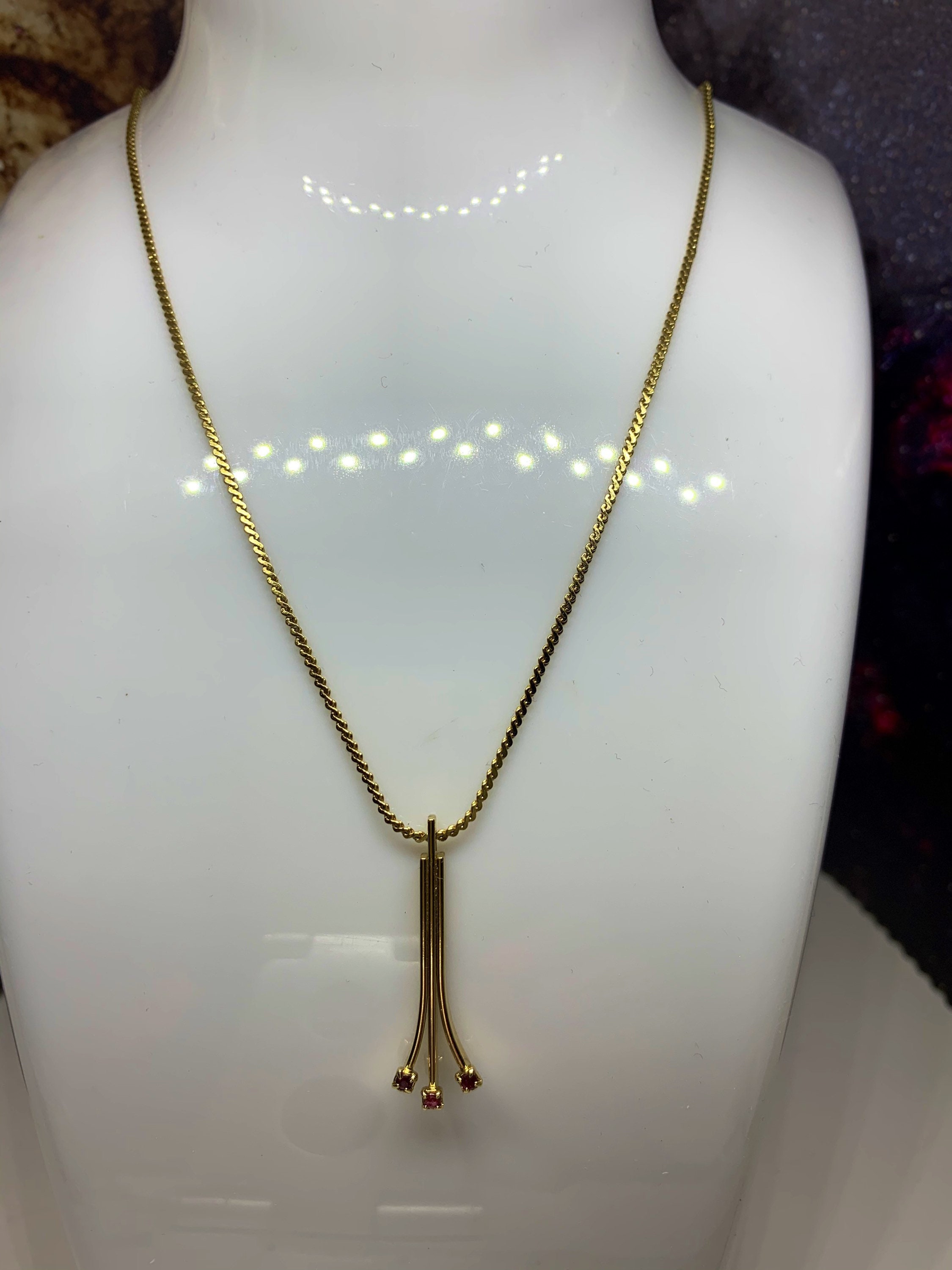 Avon Vintage Elegant Gold Ruby Chain Necklace Vintage - Etsy