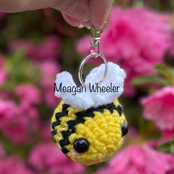 Bumble Bee Keychain - Etsy