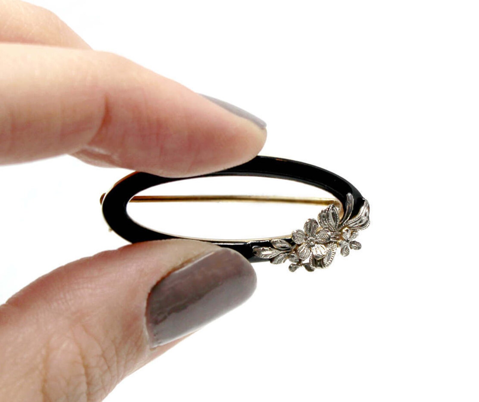 14k Yellow Gold Lapel Pin Oval With Black Enamel White Gold Flower on ...